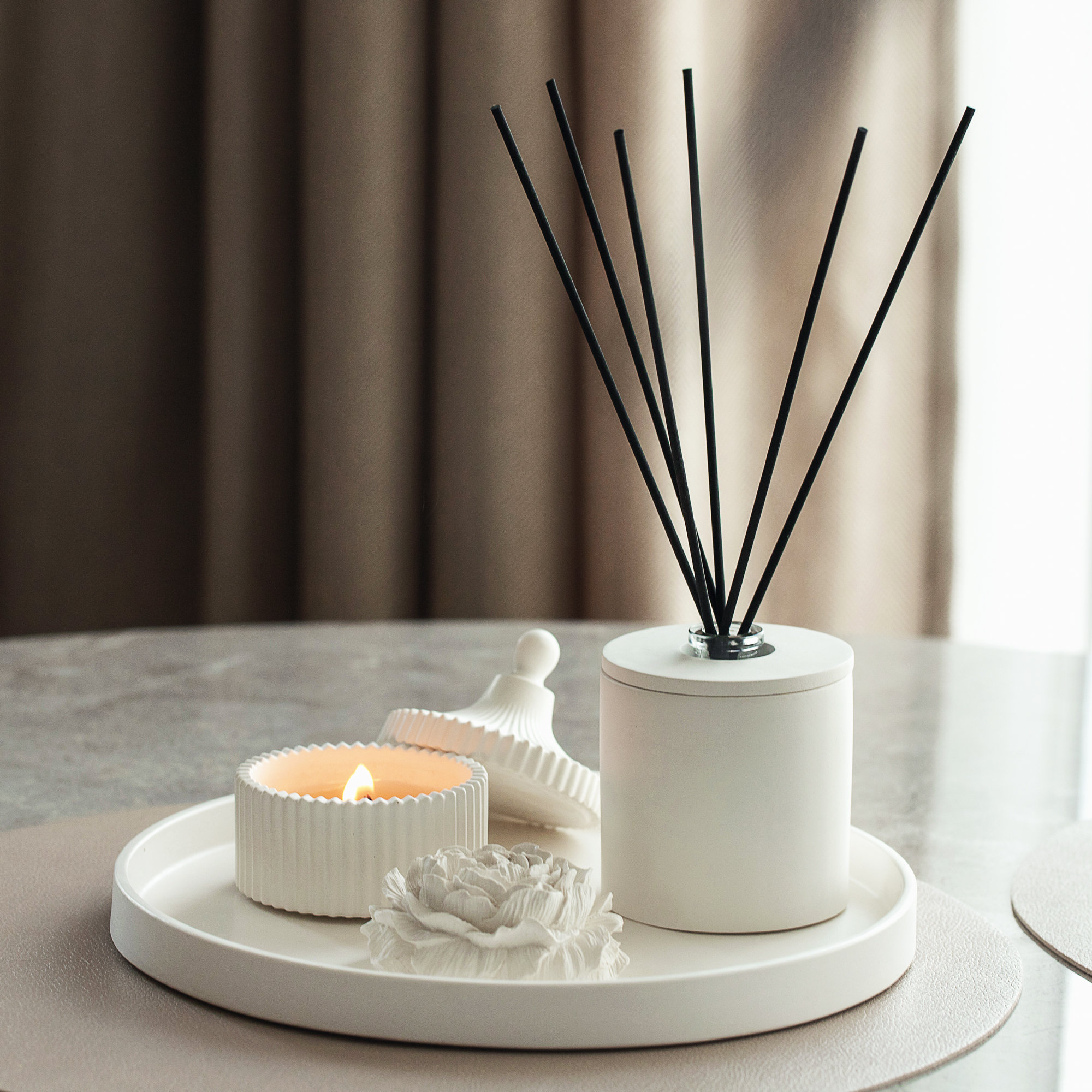 Luxury Home Fragrance Gift Set - Reed Diffuser Candle Large Round Tray ...