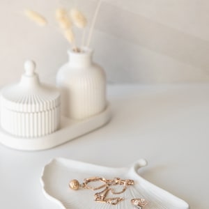 Handmade Gypsum Leaf Shape Tray - Ideal Jewelry Tray, and Eco-friendly ...