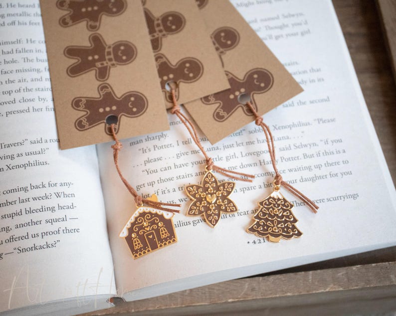 Gingerbread Man Bookmark With Charm, Original Gift for Her, Mom, Sister ...
