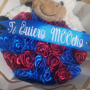 Ramo Buchon Eternal Roses Bouquet Ramo Buchon Te Quiero Moocho Cow ...