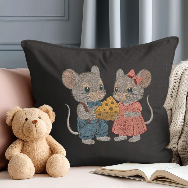 Mouse Couple Embroidery Design: Vintage Mice With Cheese (digital ...
