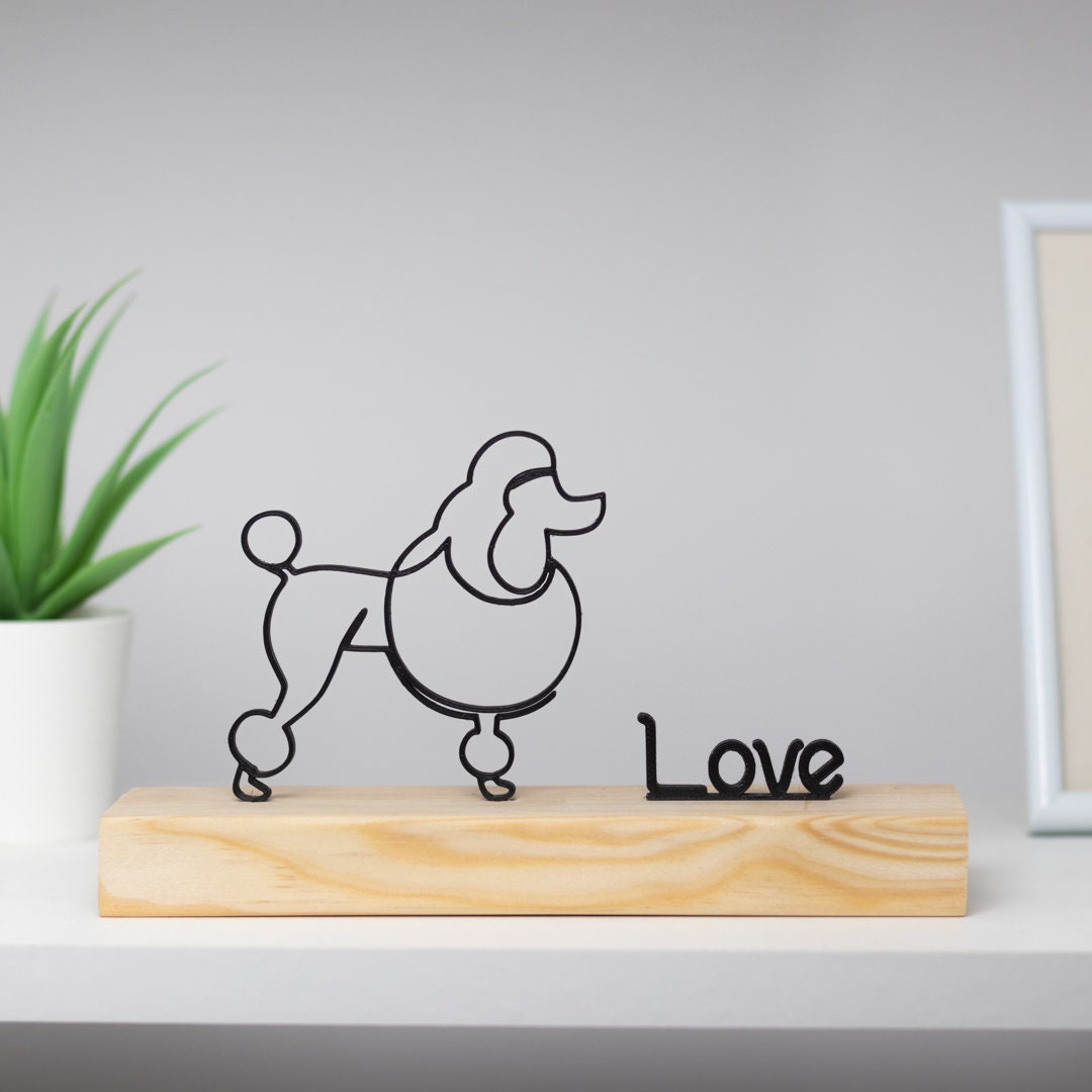 Cachorro Poodle com Base de Madeira - Etsy Portugal