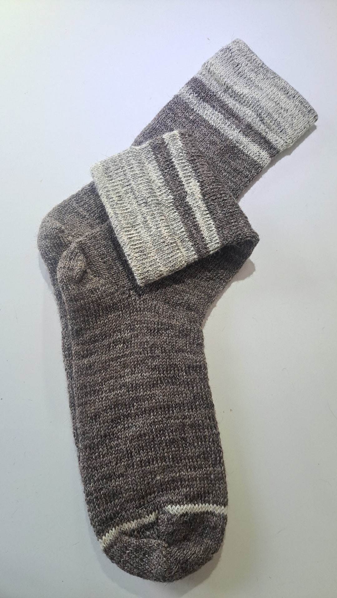 Shetland Wool Artisan Crewe Socks: Natural Pewter Gray With Light ...