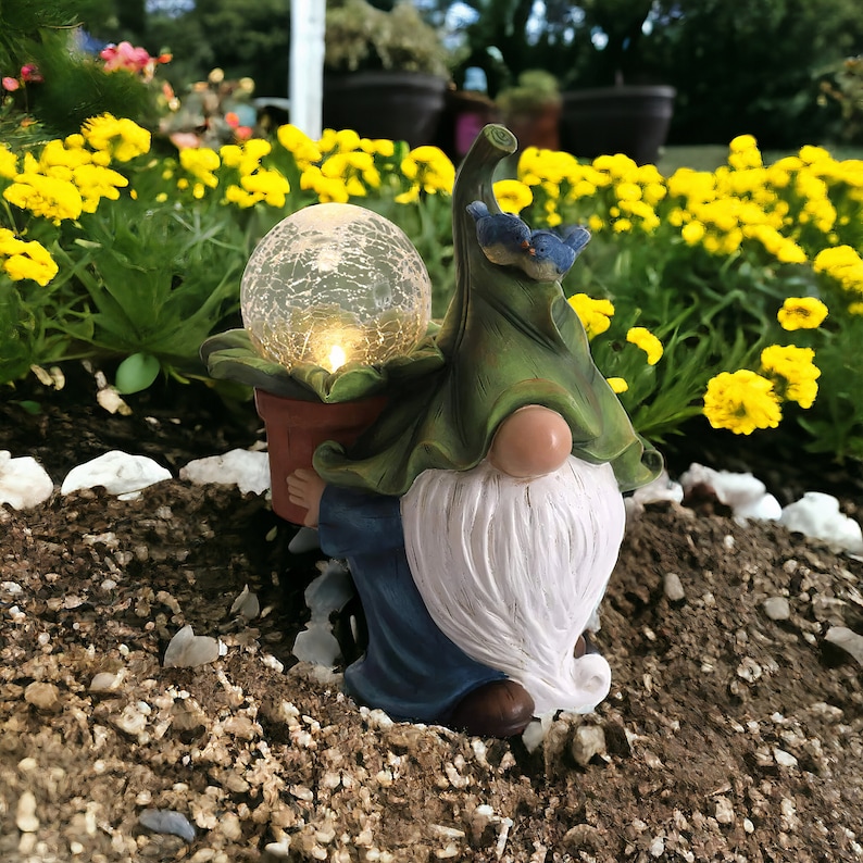 LED Garden Gnome Statue Resin Gnome Figurine Waterproof Gnome Garden ...