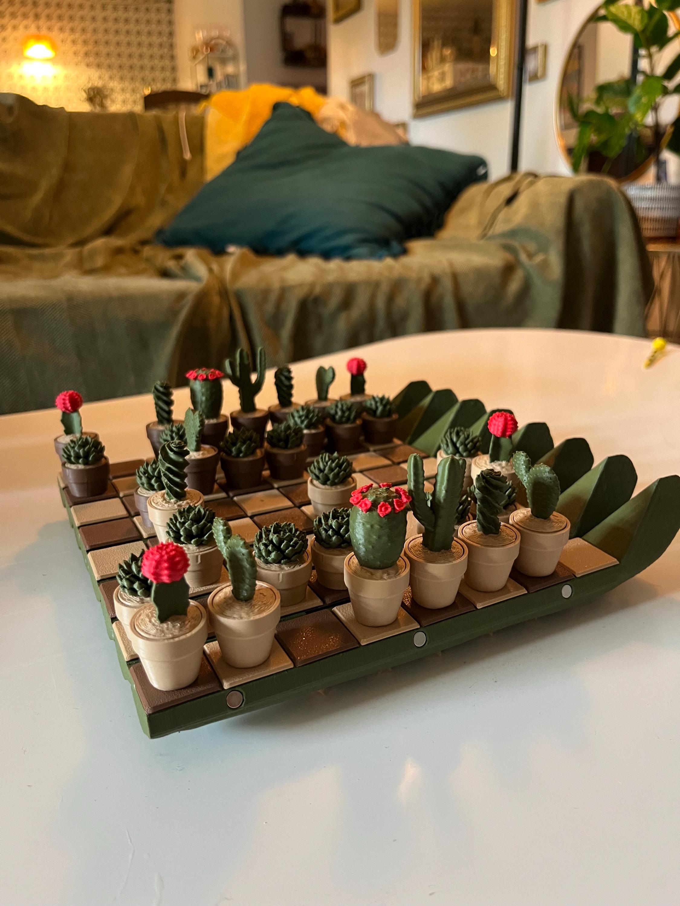 Cacti Chess | Magnetic Roll-up Travel Chess Set - Etsy