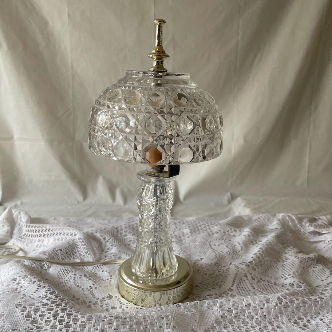 Vintage Cut Clear Crystal Glass Lamp Night Stand Table Desk Accent Lamp ...
