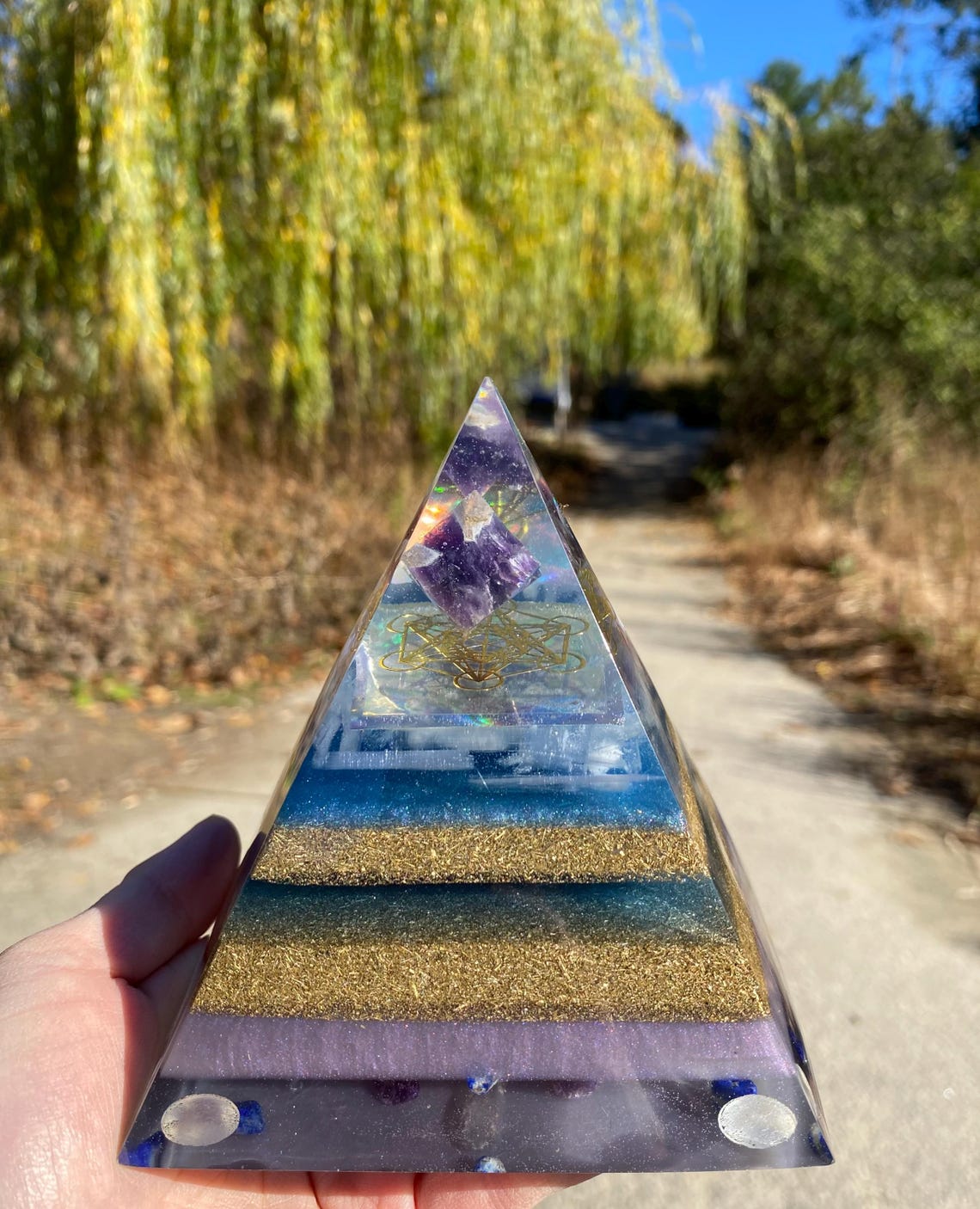 Indigo Orgonite Pyramid: Amethyst Merkaba, Lapis Lazuli & Quartz - Etsy