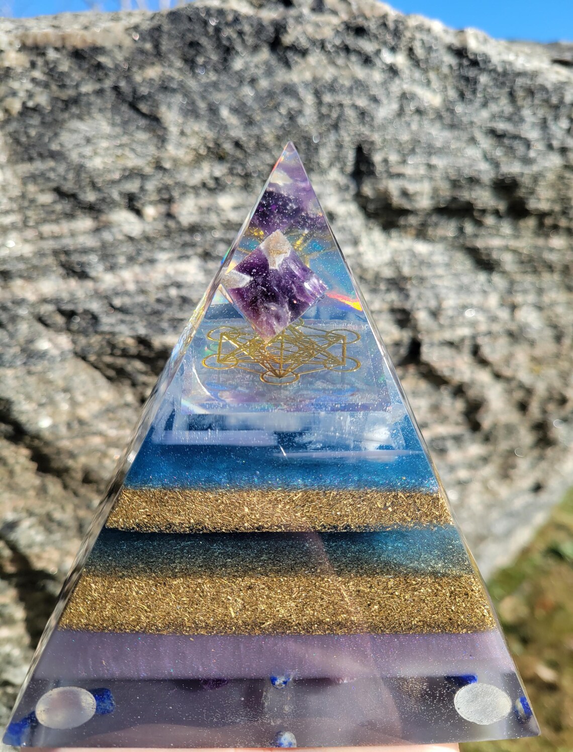 Indigo Orgonite Pyramid: Amethyst Merkaba, Lapis Lazuli & Quartz - Etsy