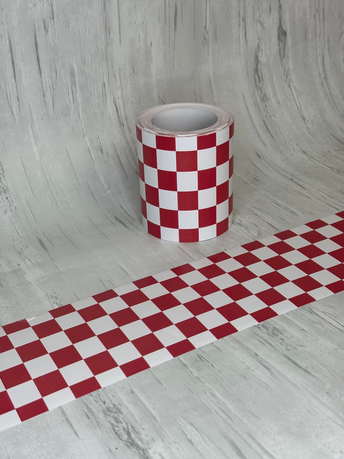 Bundle Valentine's Day Scallop Border & Retro Checkered Bulletin Board ...