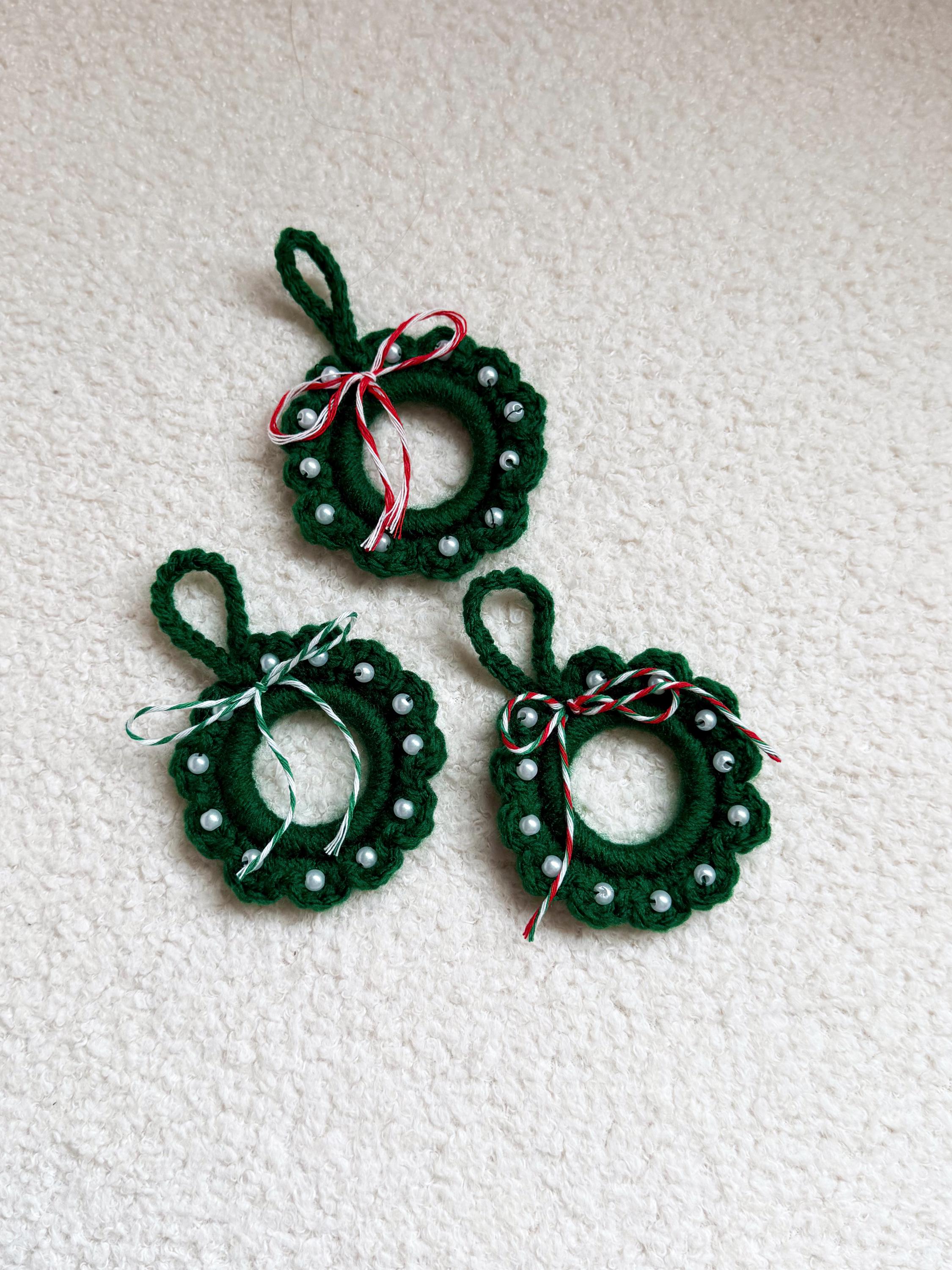 Handmade Mini Crochet Christmas Wreath Ornament Pearls- Christmas ...