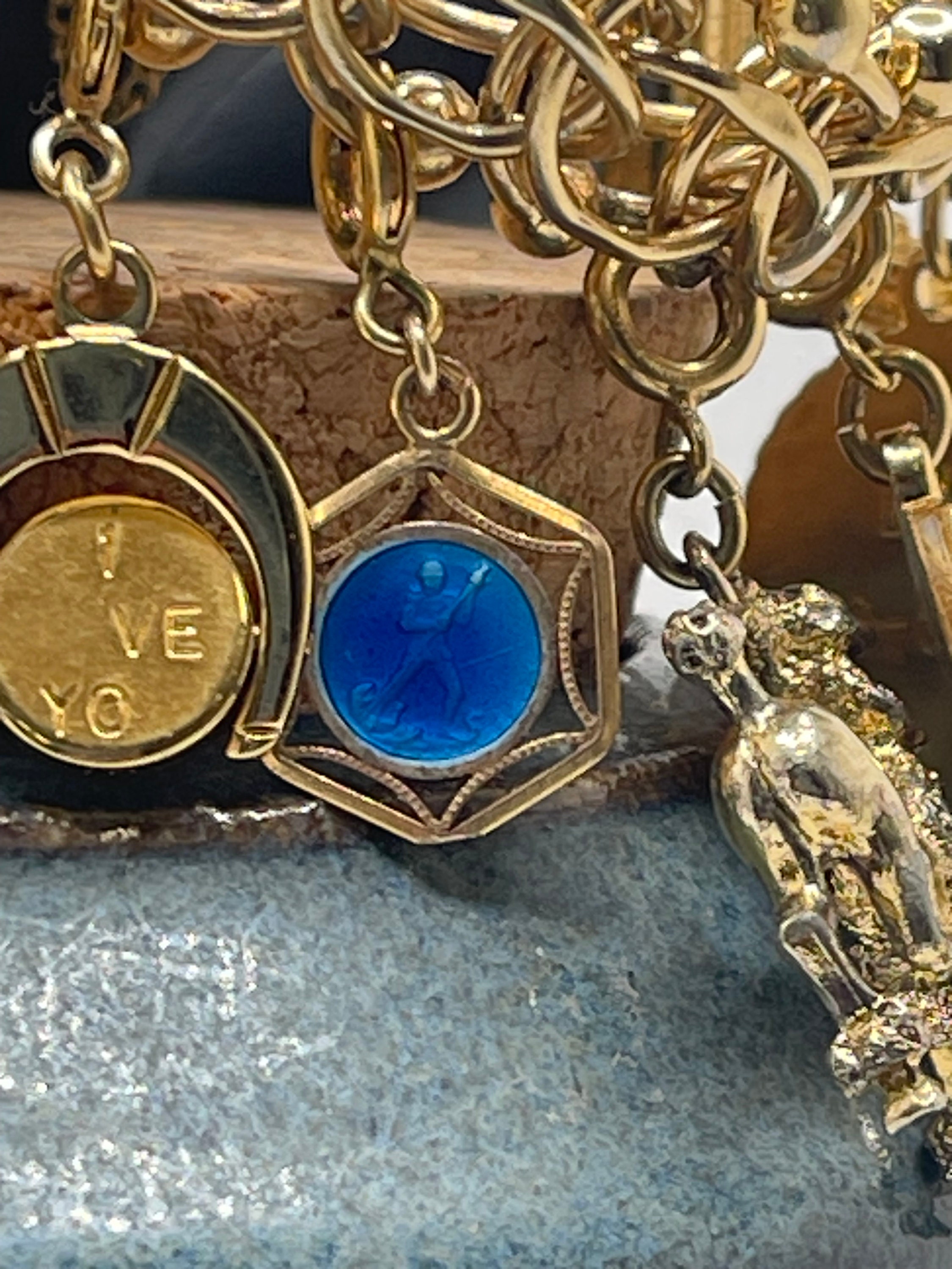 Amazing Vintage Custom Gold Charm Bracelet!! - Etsy