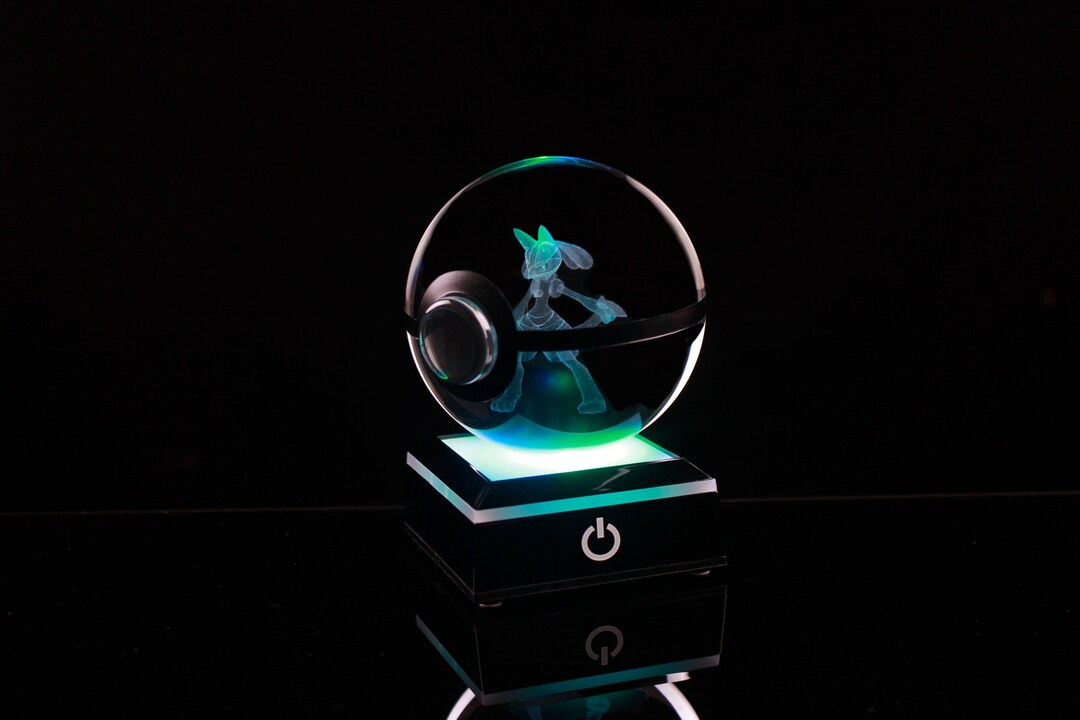 Lucario Crystal Pokeball / 3D Crystal Ball Pokeballs With LED Light ...