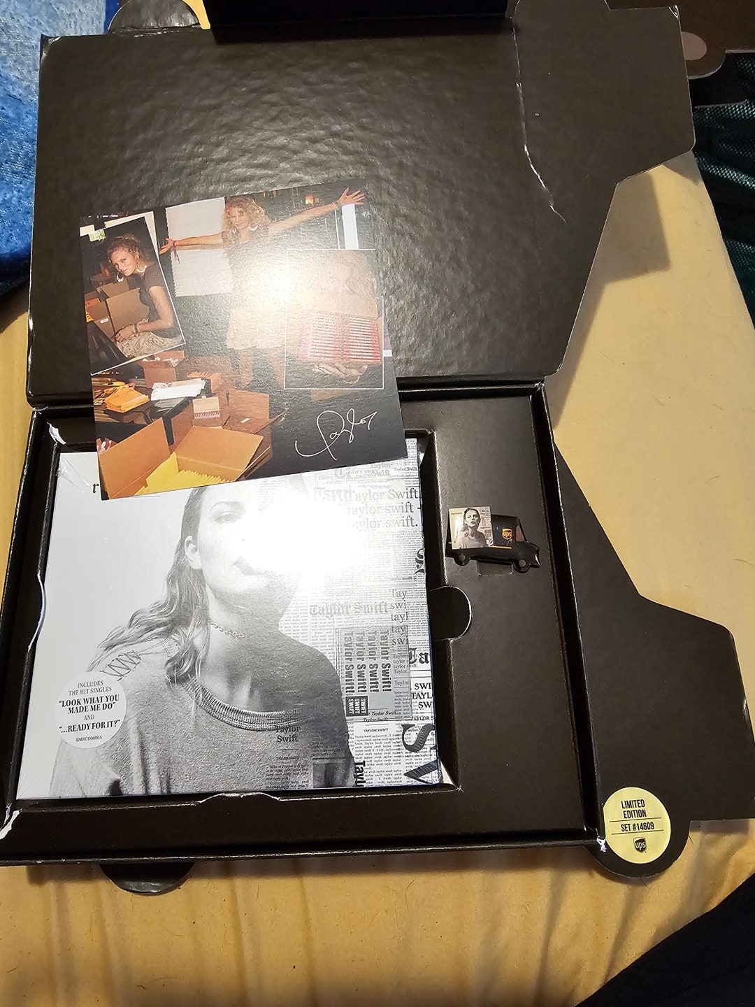 Taylor Swift Reputation Limited Edition CD, UPS Collector's Edition ...