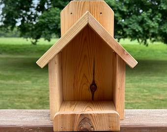 cardinal nesting box placement