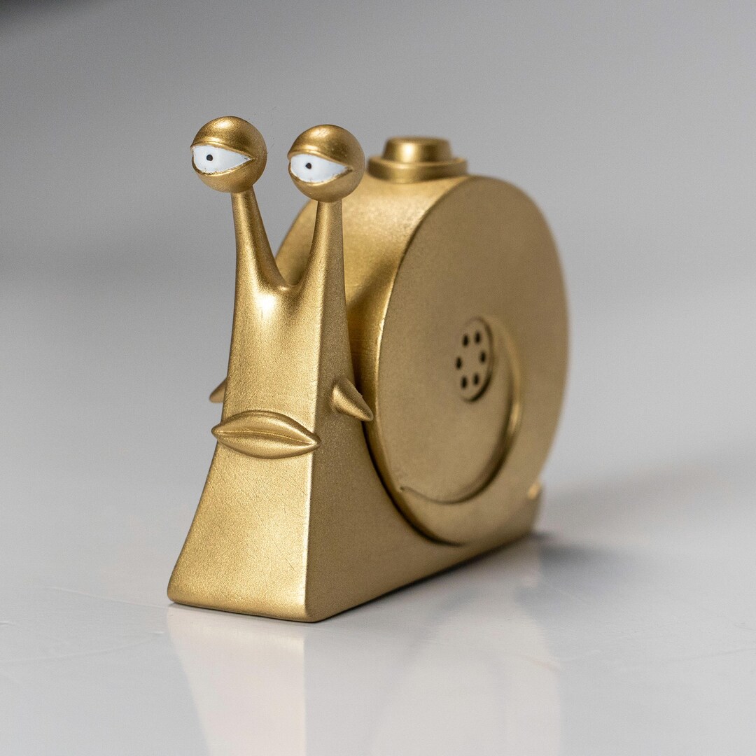 One Piece - Den Den Mushi Transponder Snail GOLD - Etsy