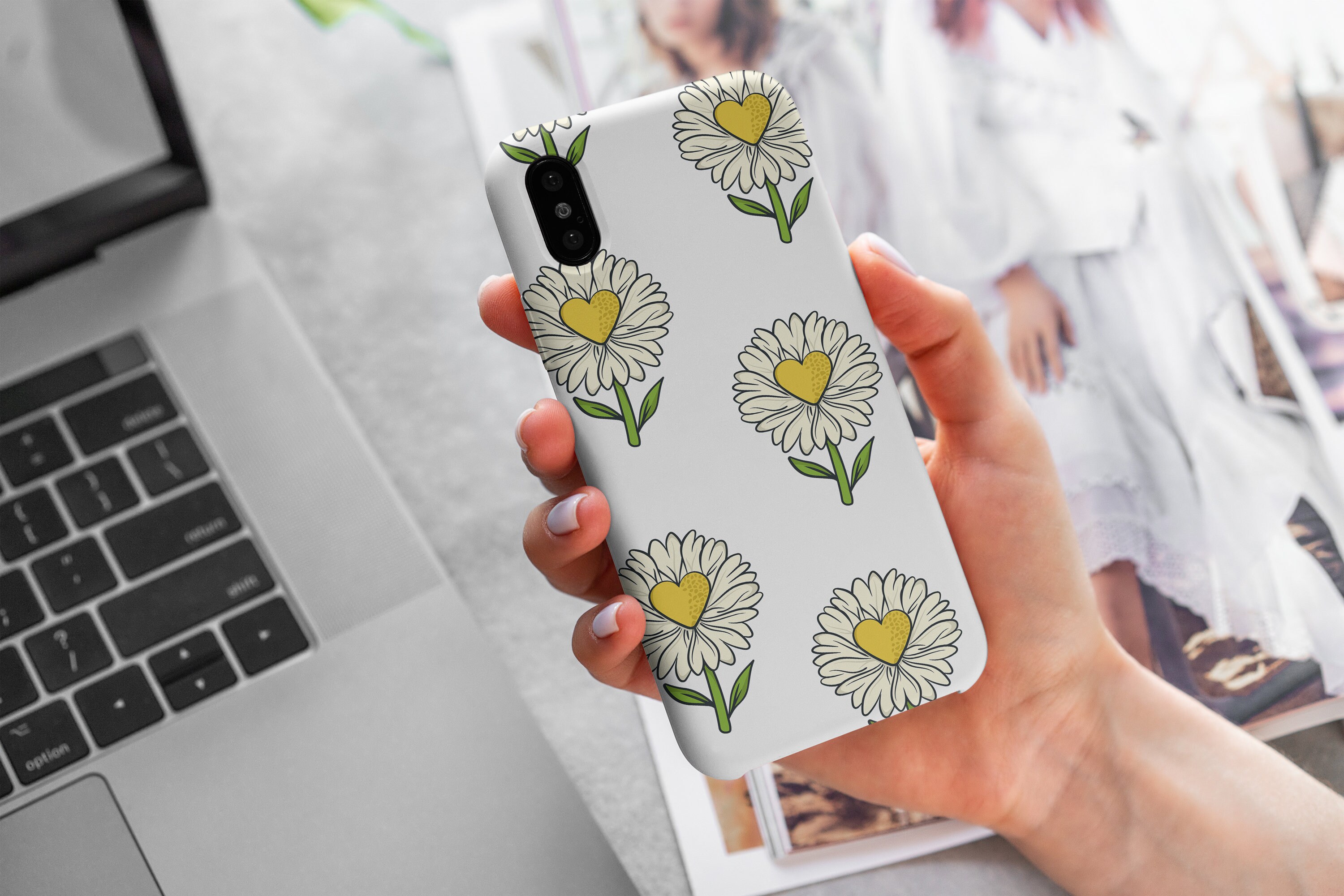 Heart Daisy SVG/PNG Files - Romantic Floral Digital Art for Crafting ...