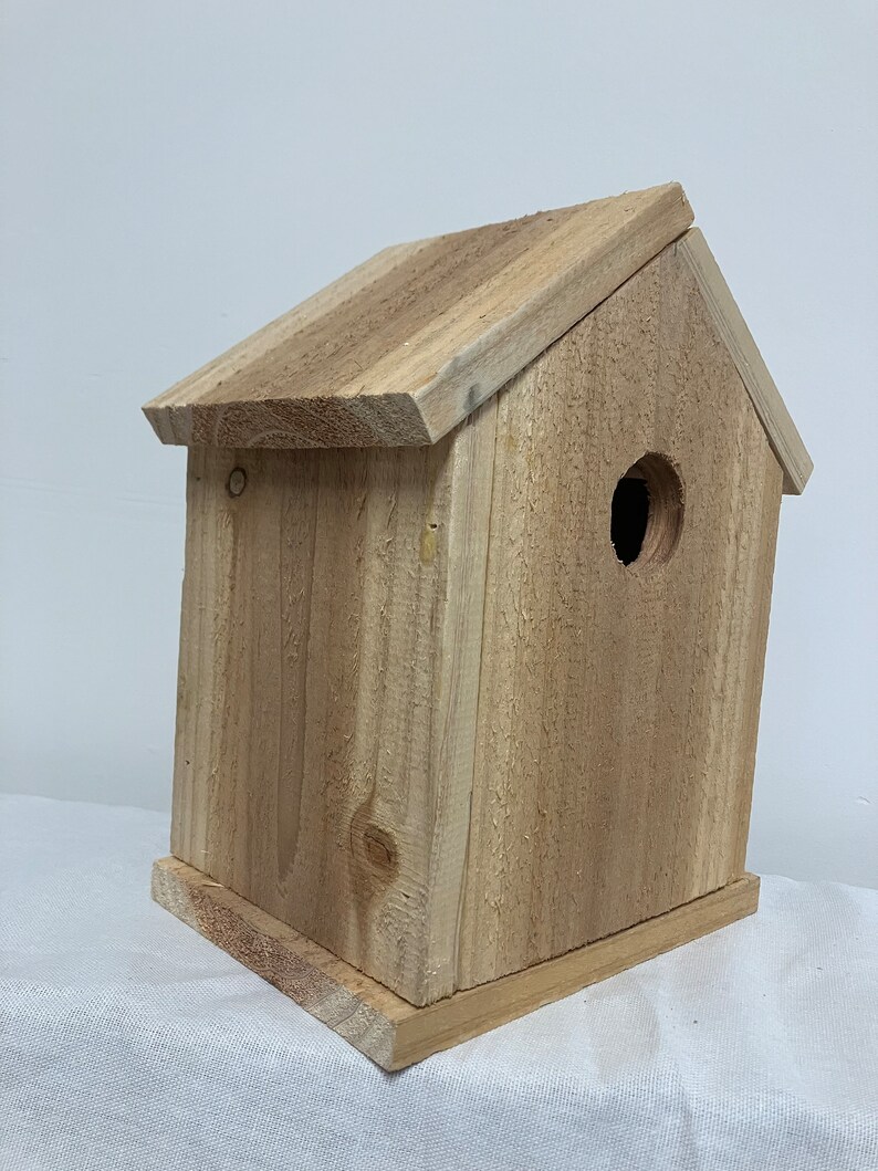 Cedar Birdhouse - Etsy
