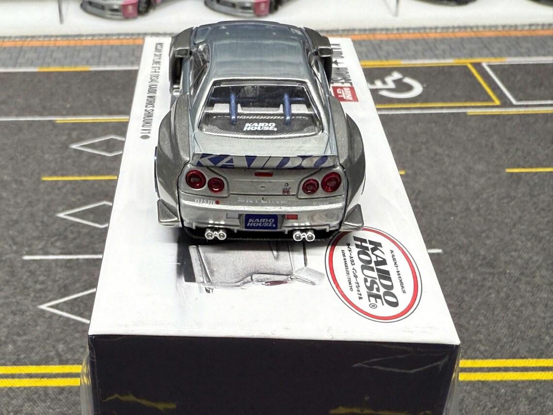Mini GT X Kaido House R34 Shinjuku Chase KHMG143 Diecast (+ Free ...