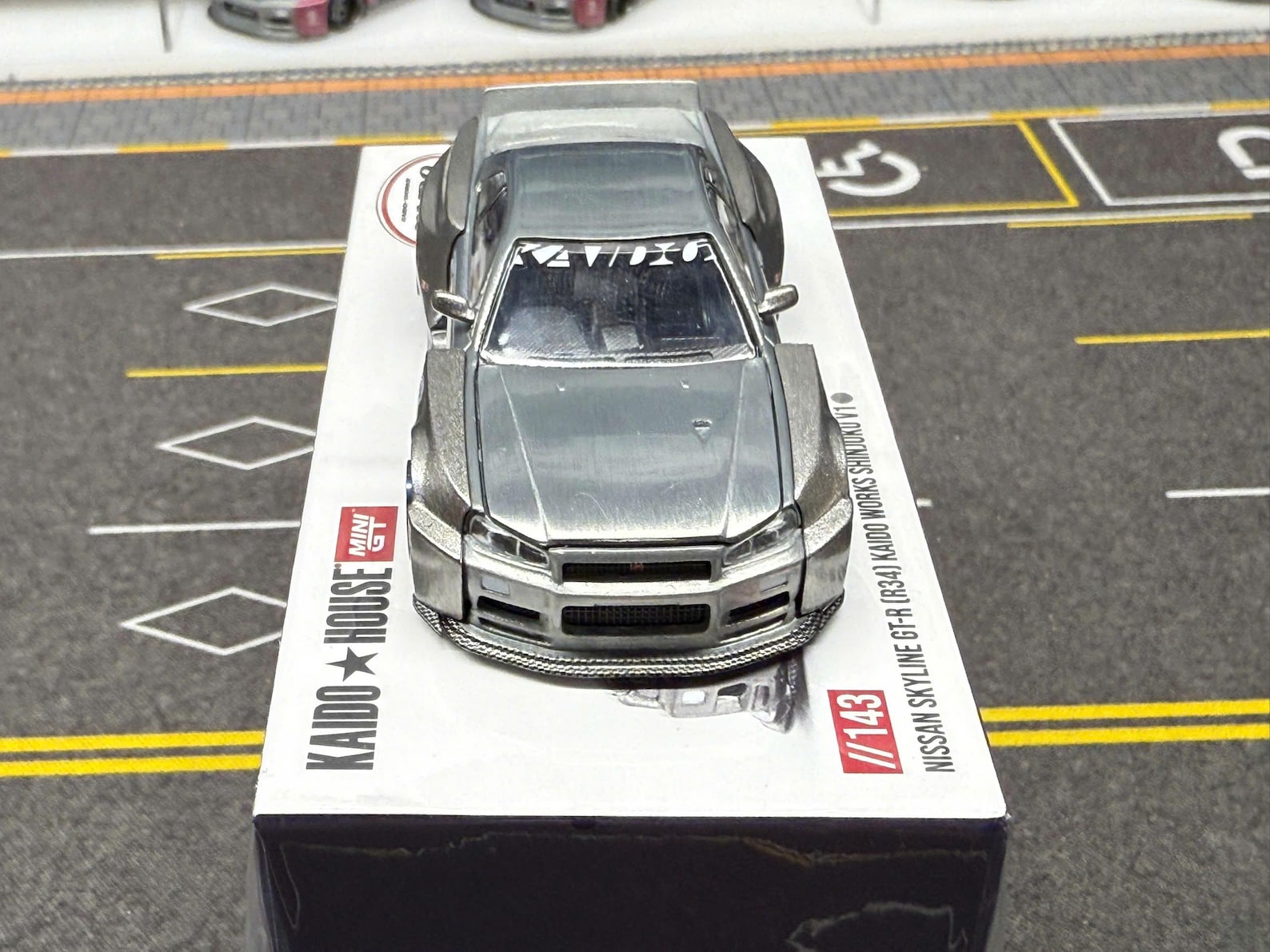 Mini GT X Kaido House R34 Shinjuku Chase KHMG143 Diecast (+ Free ...