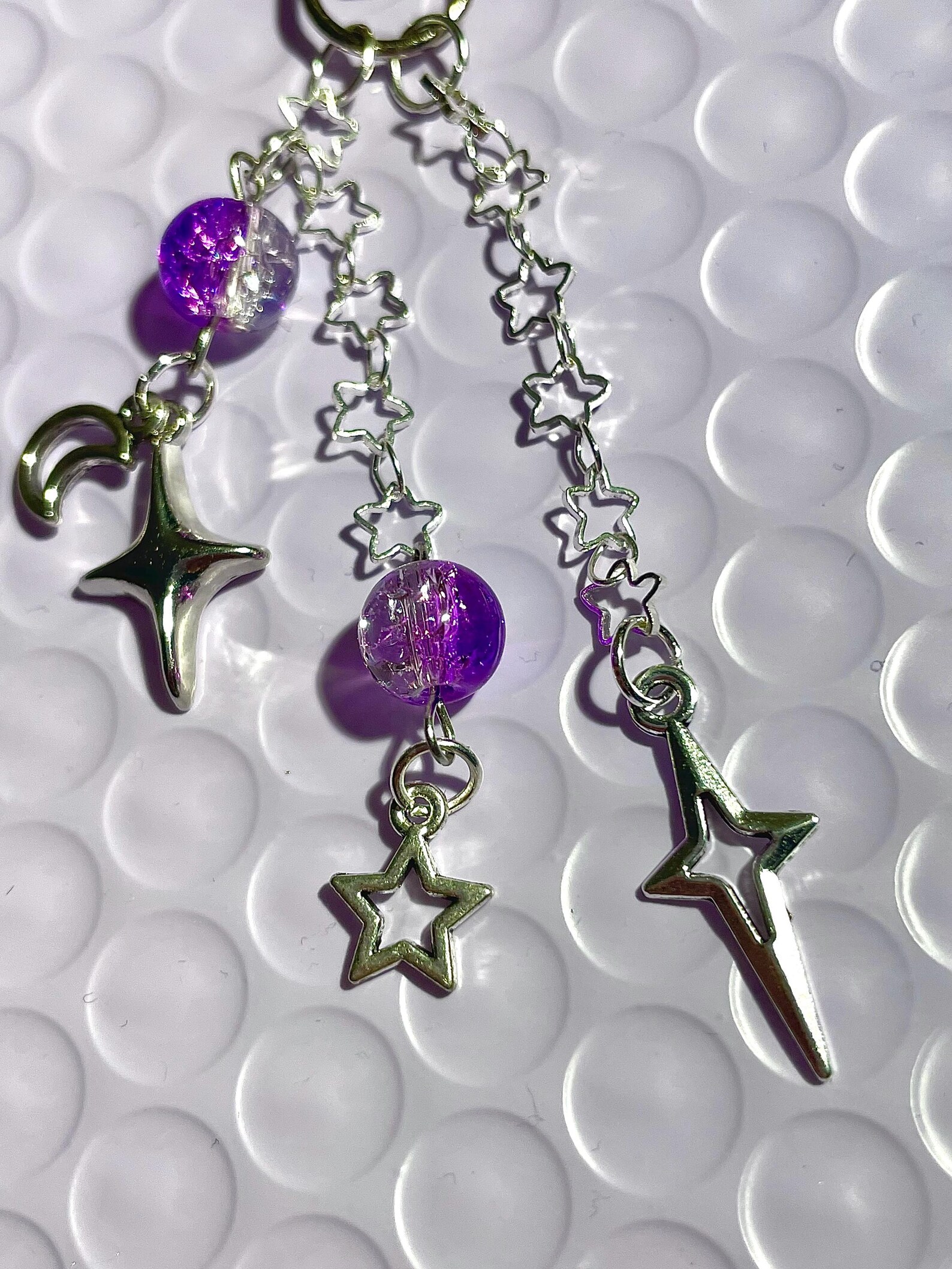 Baldurs Gate 3 Keychain: Celestial Gale, Purple Beads, Star Charms - Etsy
