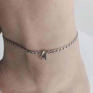 L initial anklet store