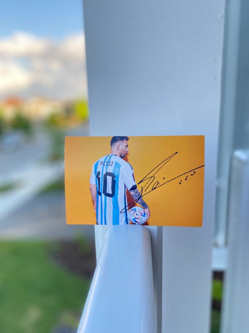 Lionel Messi Photo With Signature, Messi Wall Art, Soccer Wall Art ...