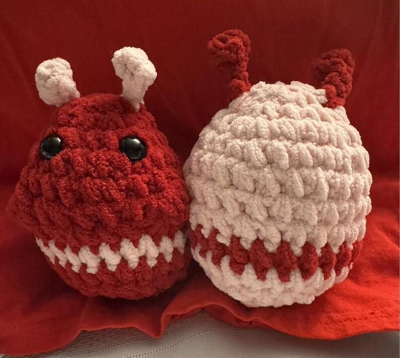 Valentine Day Handmade Crochet Gift, Love Bugs, Sweetheart Gift ...