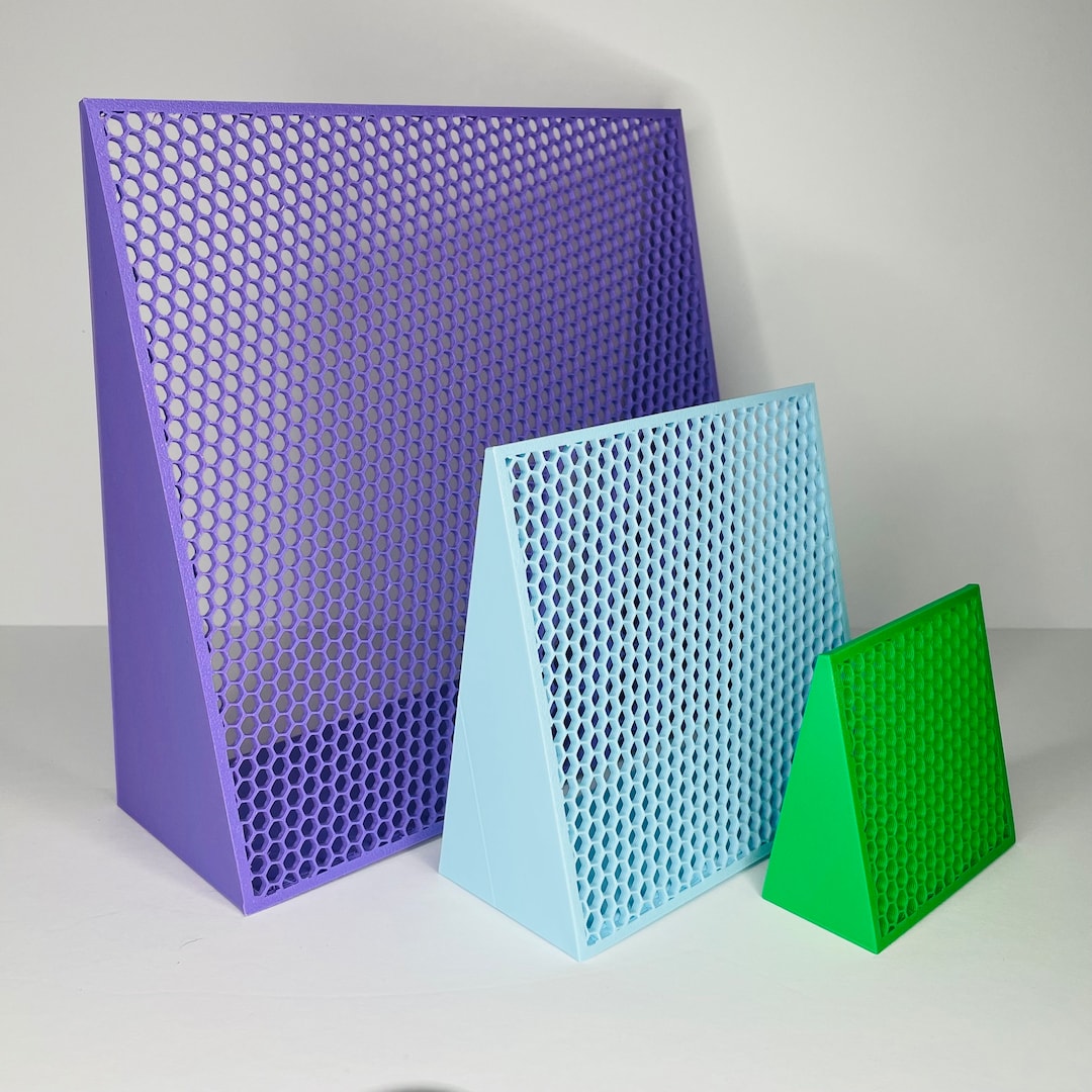 3D Printed Pin Display Board: Enamel Pin Collector - Etsy