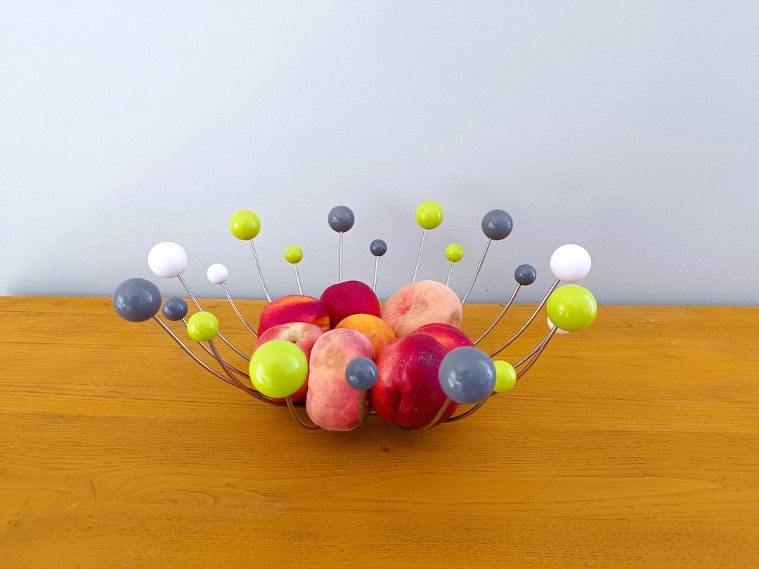 70s Metal Design Centerpiece - Etsy Canada