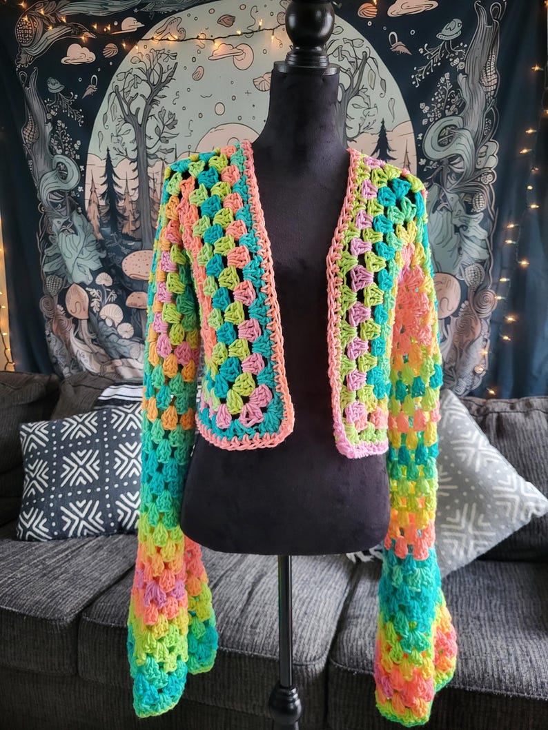 Retro Crochet Cardigan, Cropped Cardigan, Vintage Fashion, Bell Sleeves ...