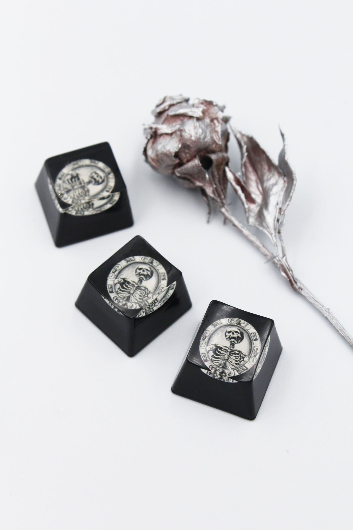 Handmade Memento Mori Skull Keycap, Skeleton Keycap, Artisan Gift, OEM ...