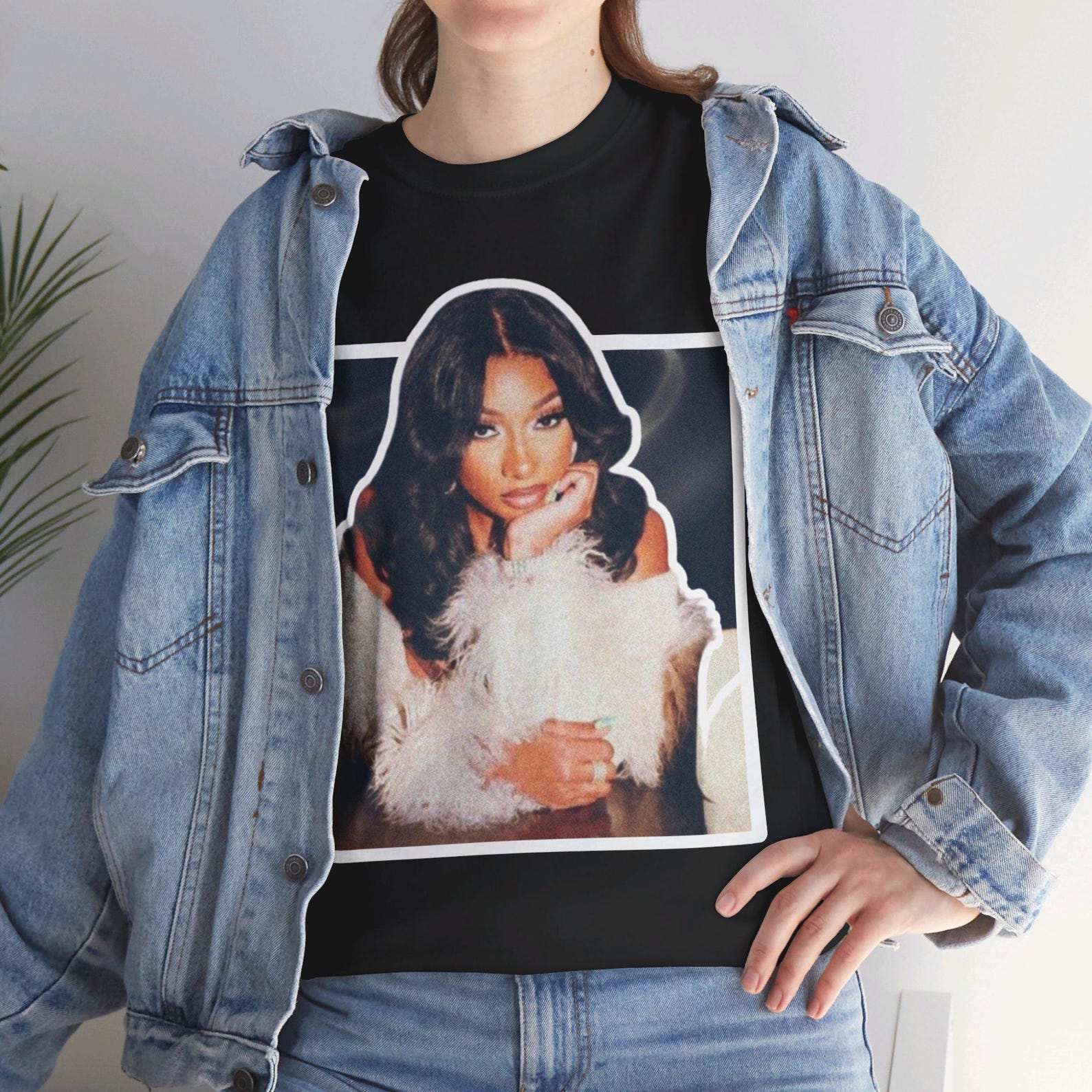 Hot Girl Vibes: Megan Thee Stallion Graphic Tee - Etsy
