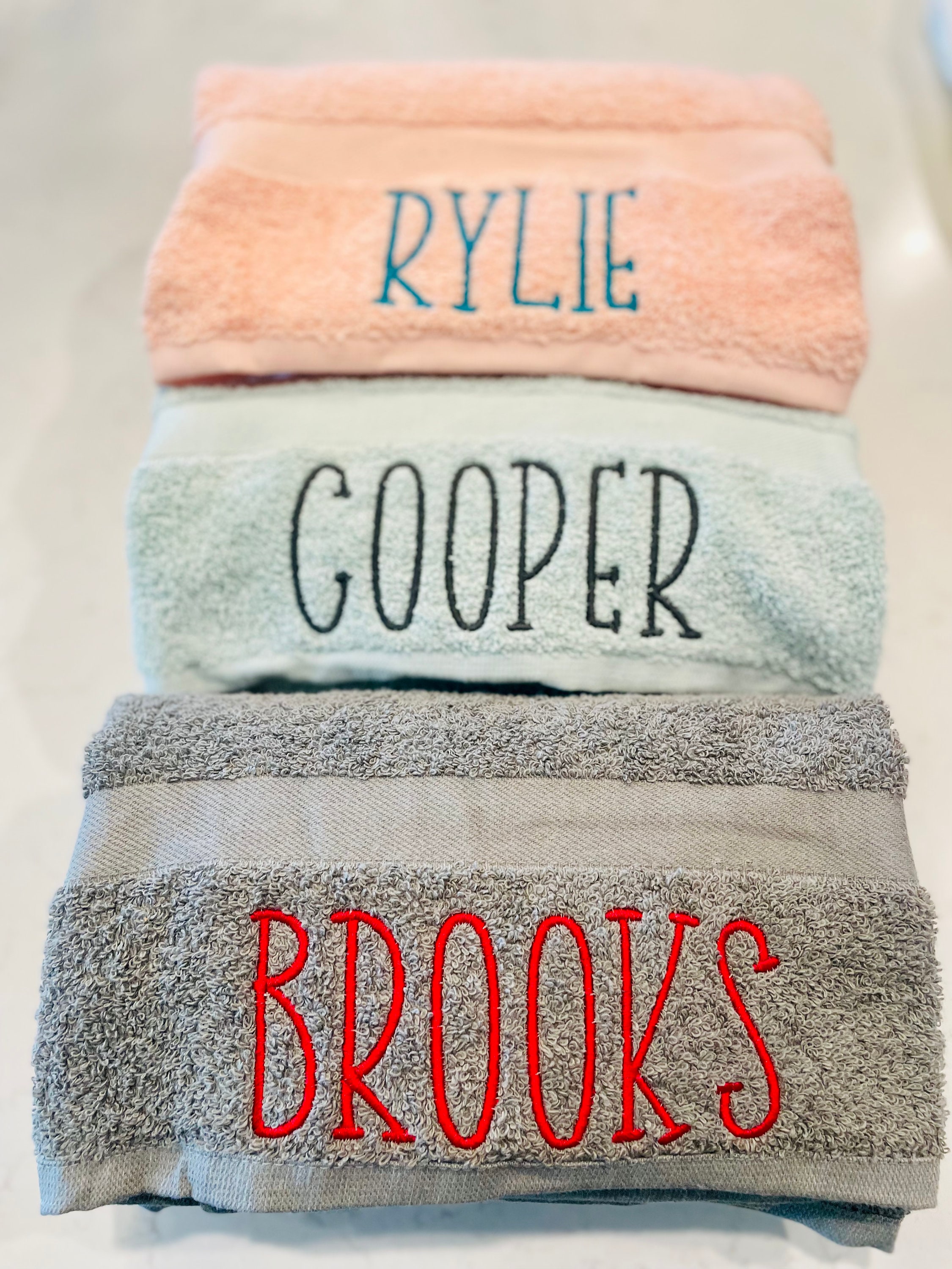 Personalized Bath Towel, Embroidered Towel, Monogrammed Bath Towel ...
