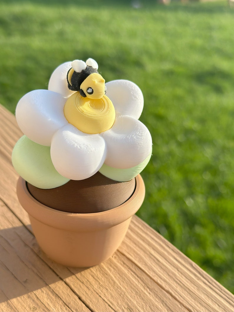 Bee Fidget Toy Bee Desk Decoration 3D Printed Bee and Hive or Flower - Etsy