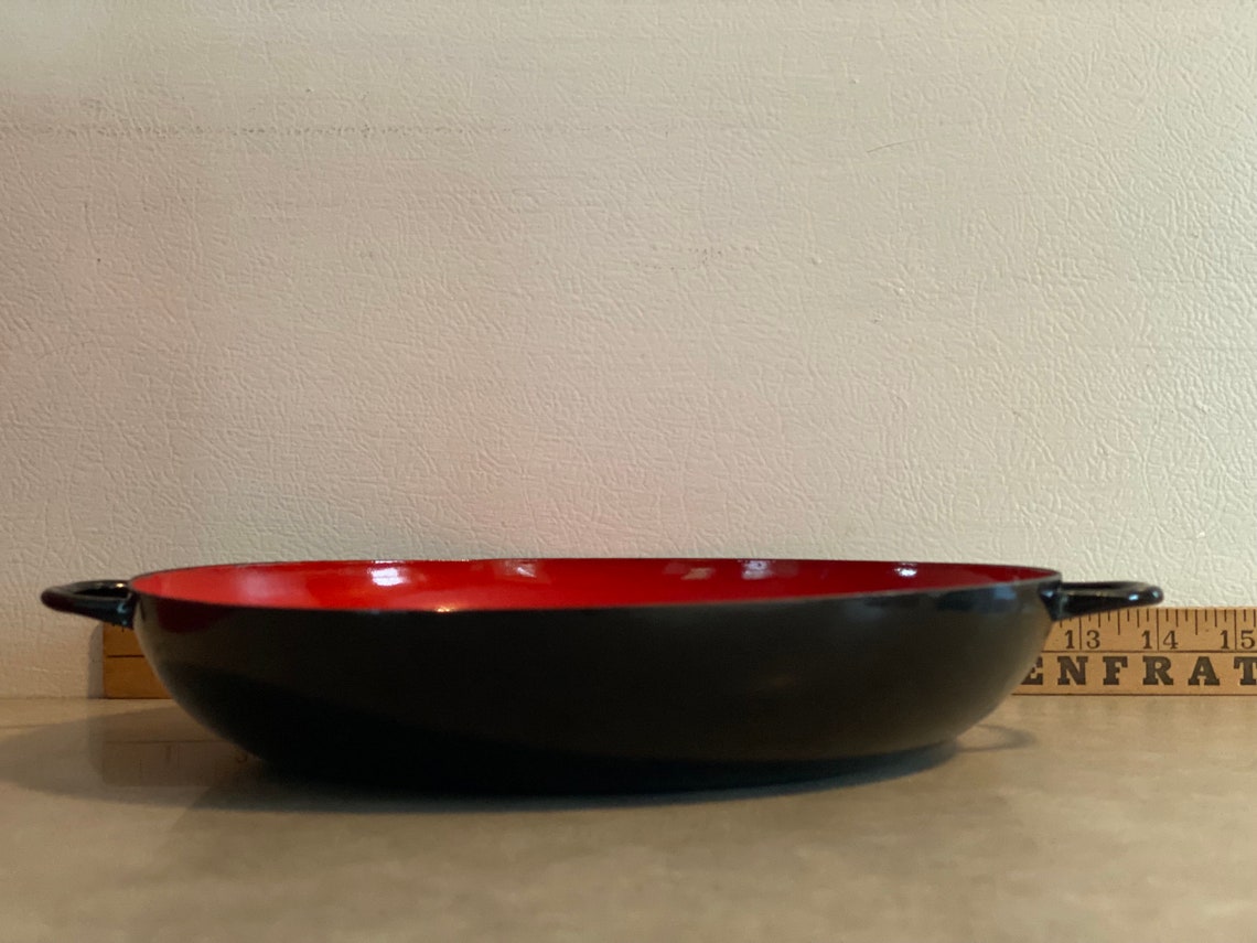 Vintage Black & Red Enamel Pan - Etsy