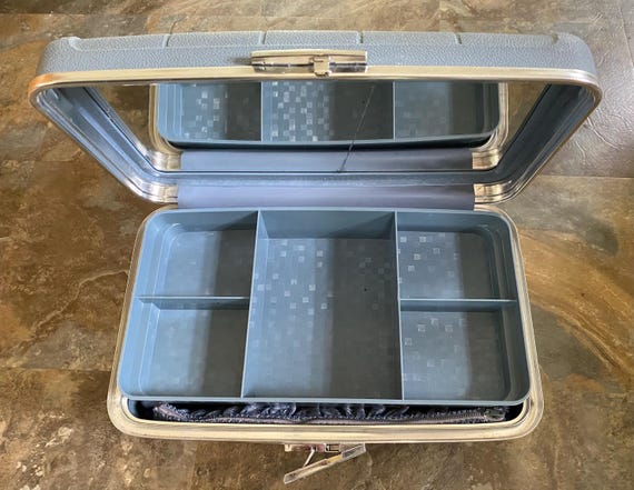 1970s Blue Train Case by StarFlite - Gem