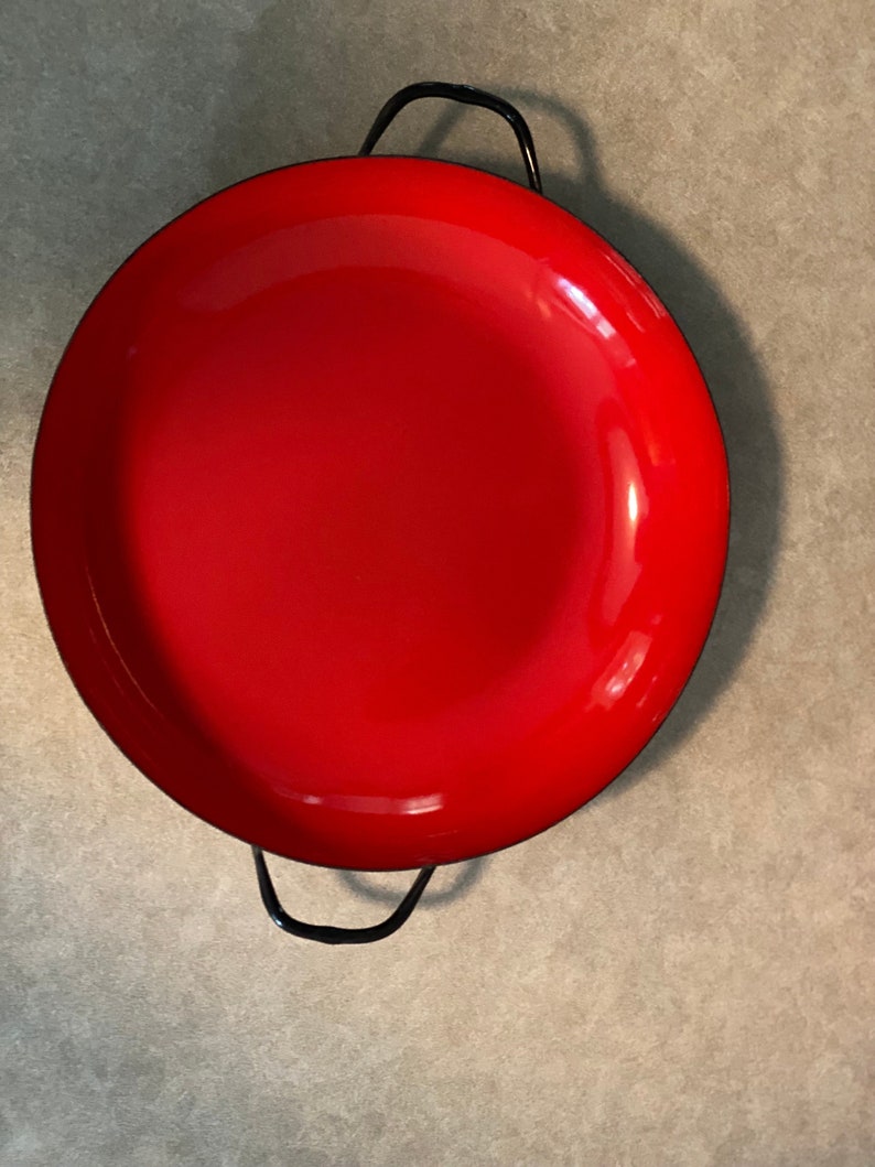 Vintage MCM Black & Red Enamel Pan - Etsy