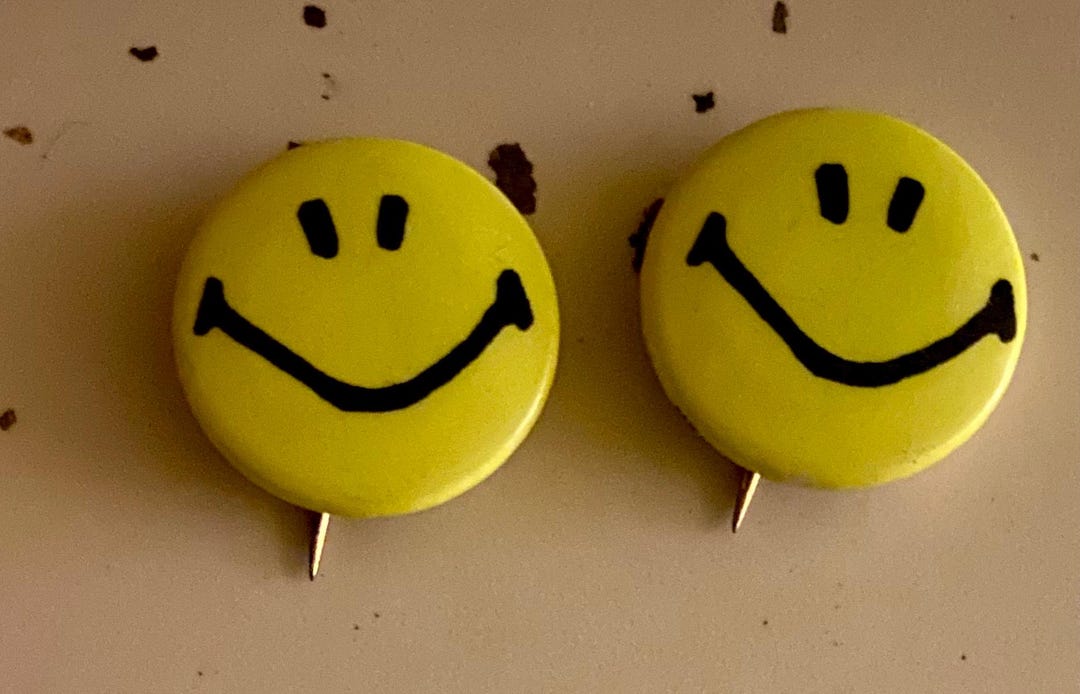 Vintage 1980s Smiley Face Pins - Etsy