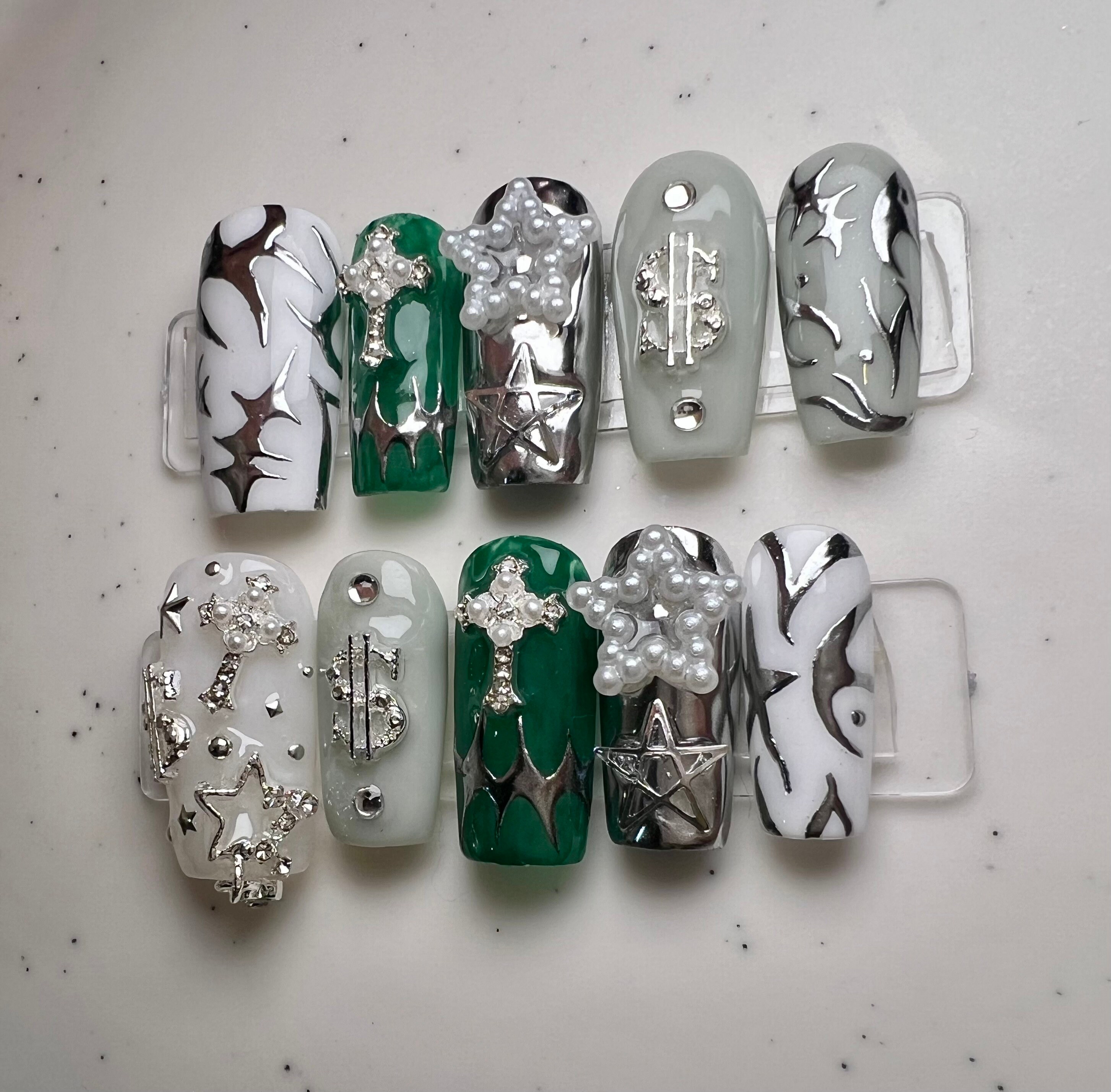 Le Sserafim Easy Press on Nails Le Sserafim Recreation Nails Le ...