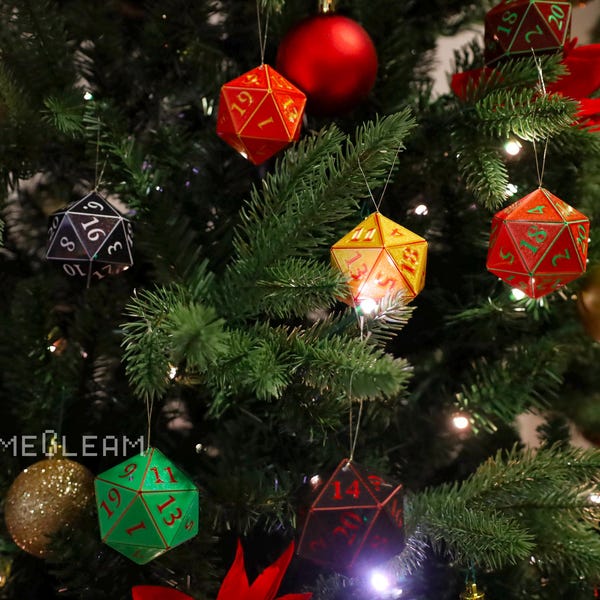 Dungeons and Dragons Christmas Ornament - Etsy