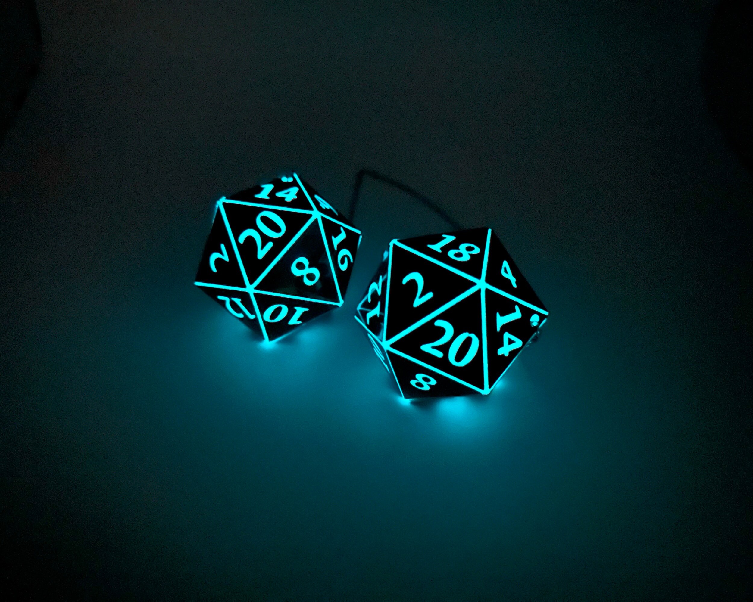 D20 Car Dice 2 Glow in the Dark Purple/blue Holographic amethyst ...