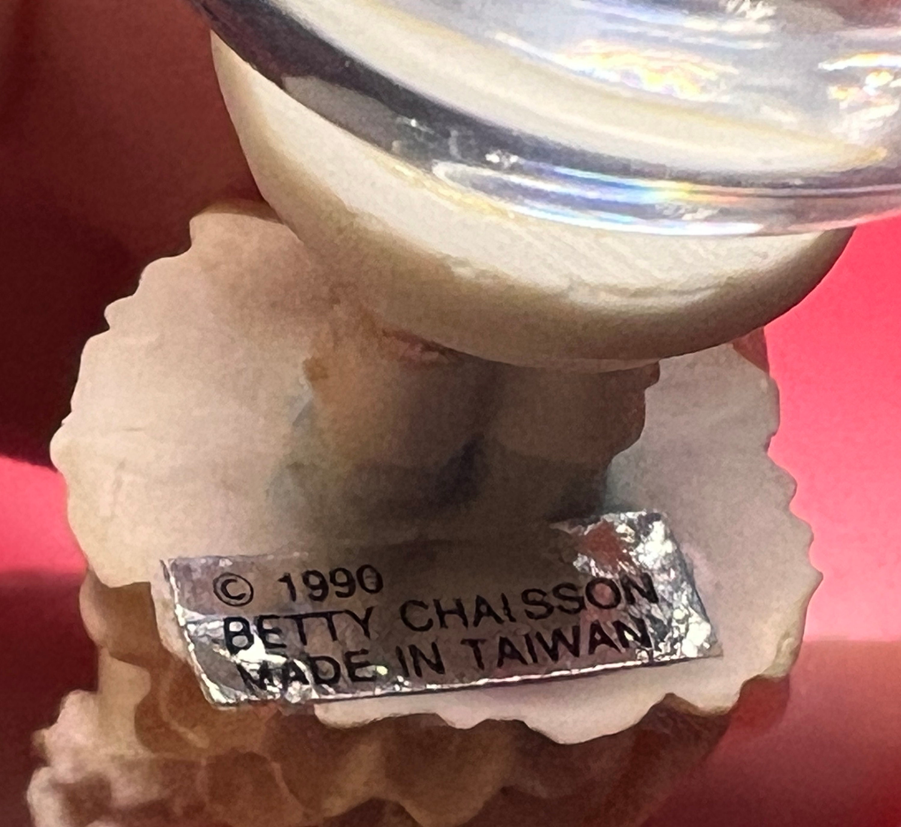 1990 Betty Chaisson Intaglio Glass Bell – Girl With Flower Bouquet ...