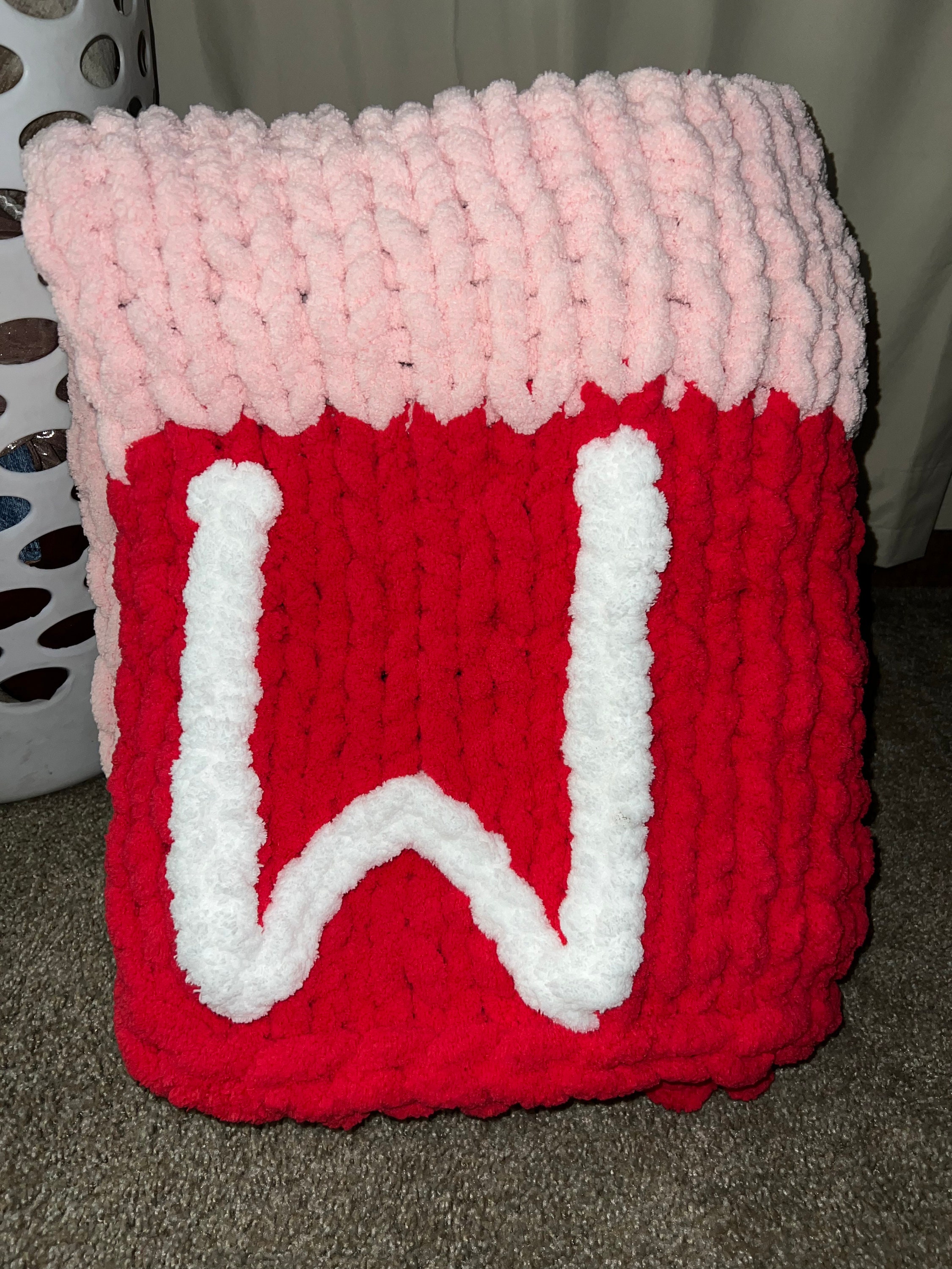 Handmade Chunky Knit Blankets, 100% Polyester, With or Without Initials ...