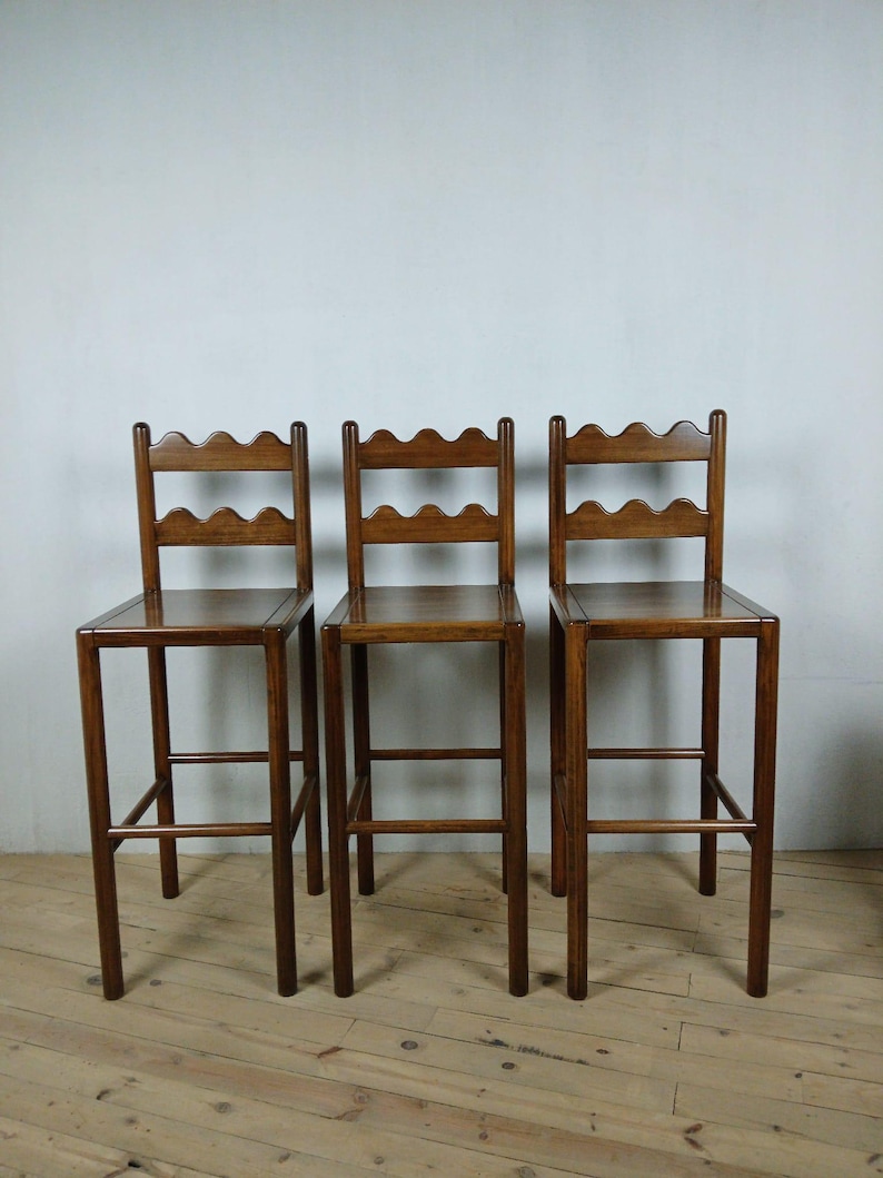 Scalloped Wooden Bar Stool Rustic Farmhouse Counter Stool Handmade ...