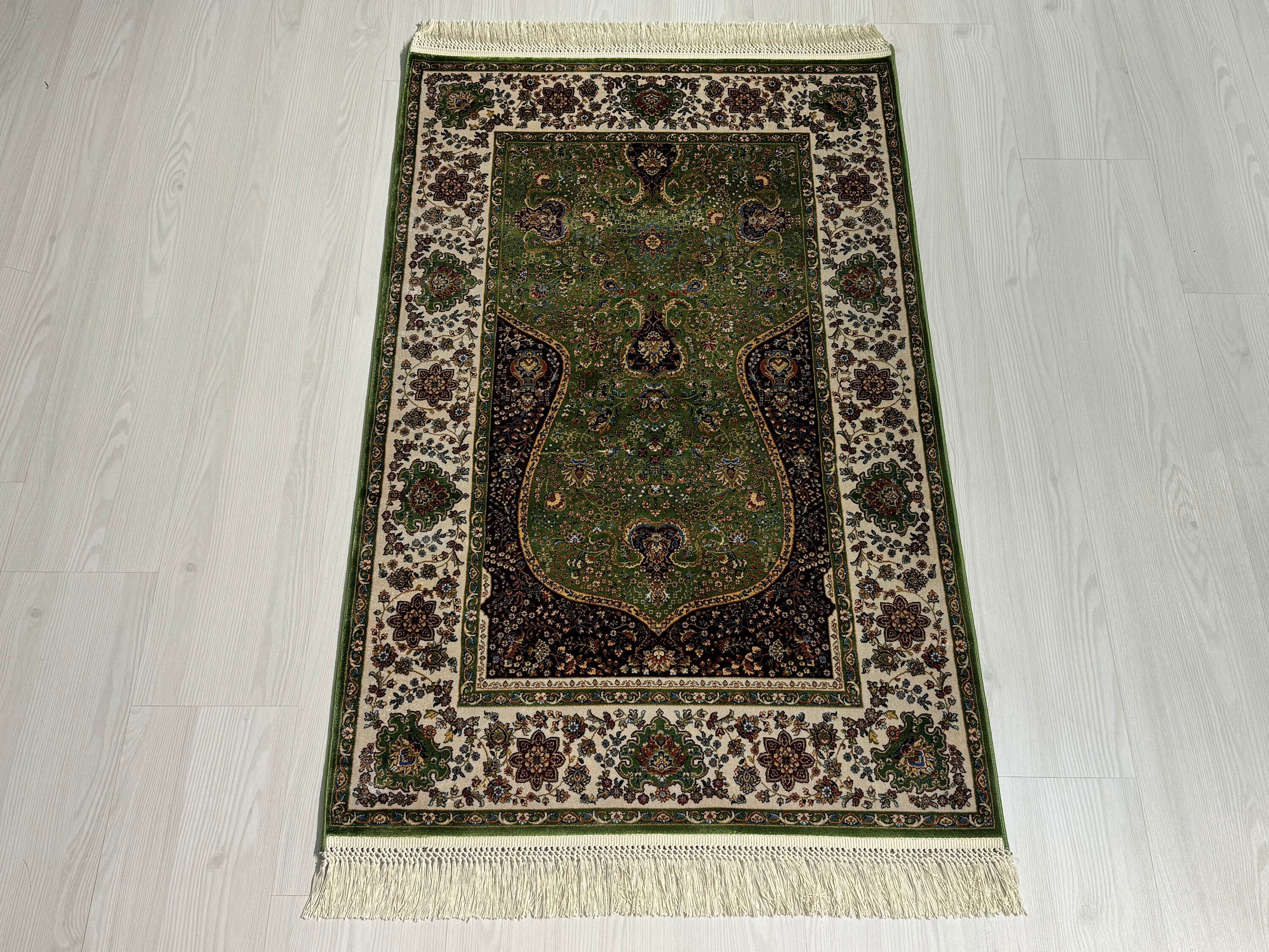 Changing Colored Prayer Mat, Luxury Prayer Mat, Sajjada Rug,3x4 Green ...
