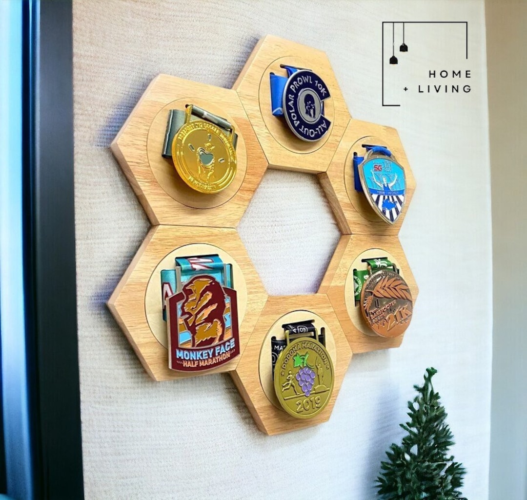 Wooden Hexagon Medal Display Rack Wooden Honeycomb Medal Holder Wall ...
