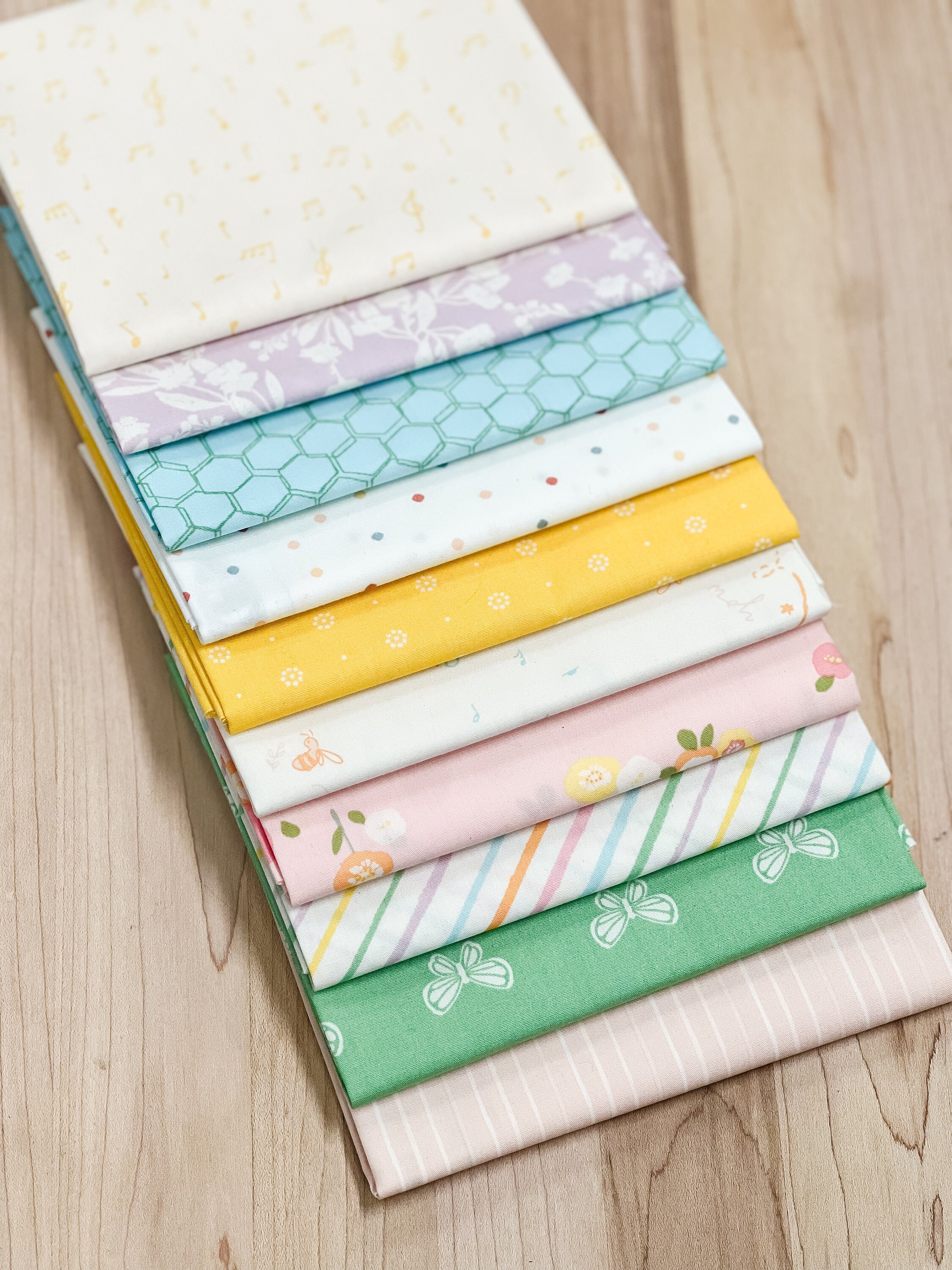 Art Gallery Curated Fat Quarter Bundle 10 Fat Quarters Spring Fat ...