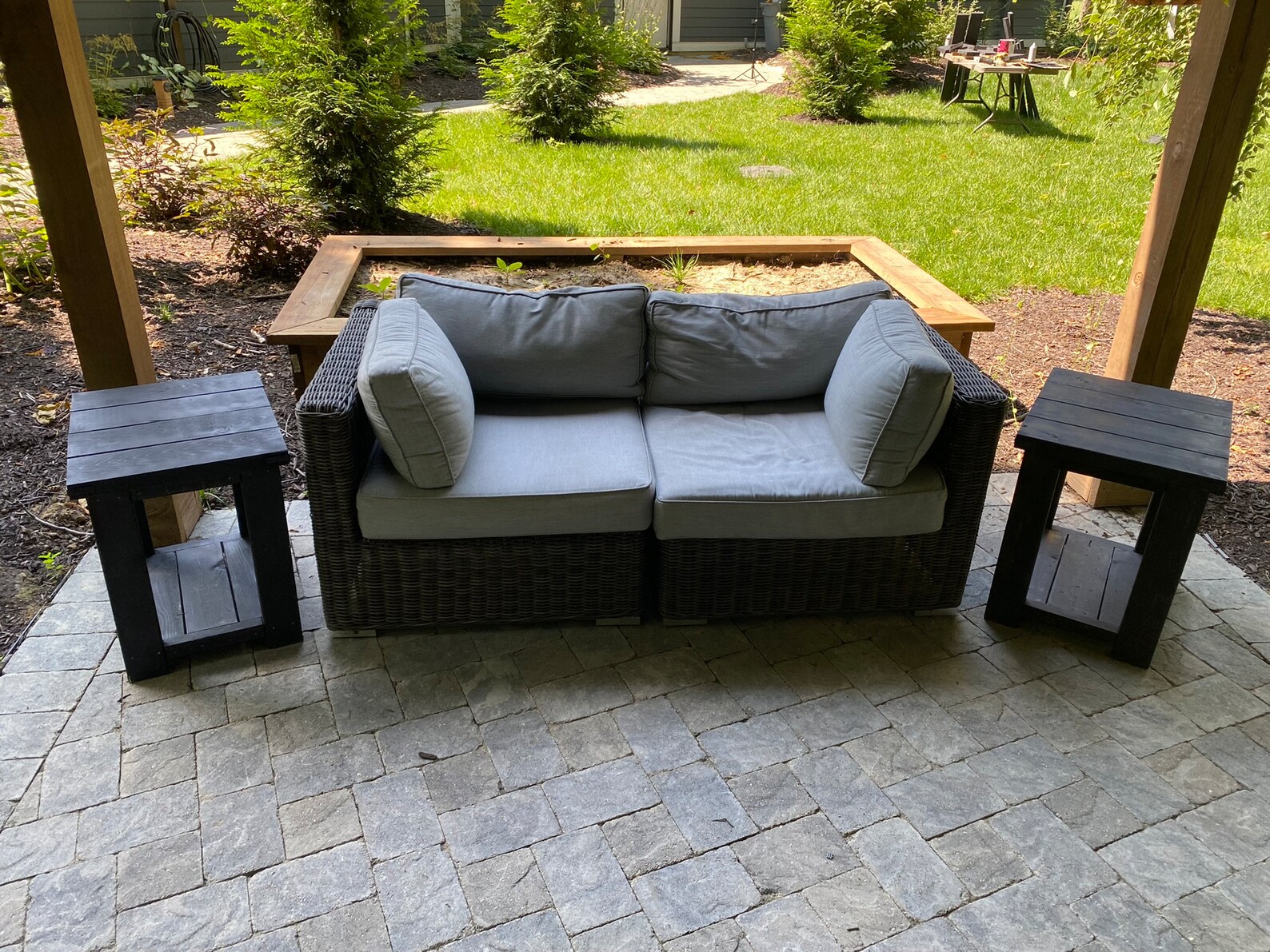 DIY Outdoor End Table Plans - Easy Build Instructions for Patio ...