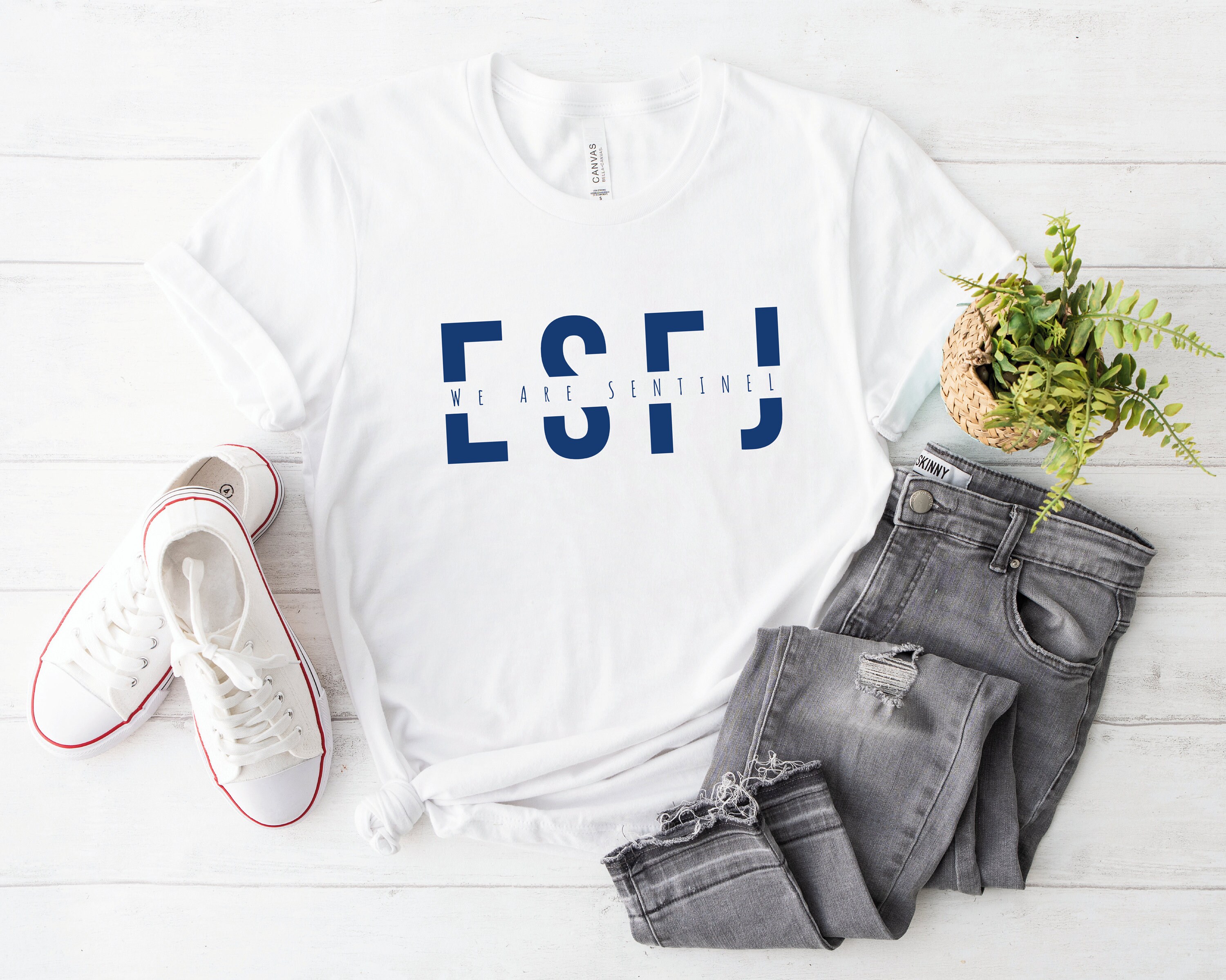MBTI Shirt Svg File Simple and Modern T-shirt Design Ideal for ...