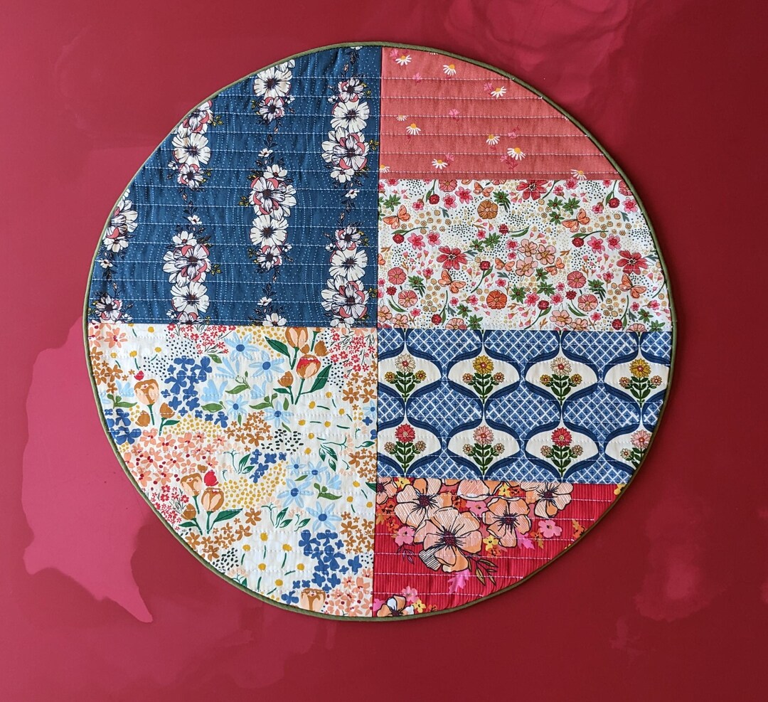 Flowery Quilted Round Table Centerpiece - Etsy